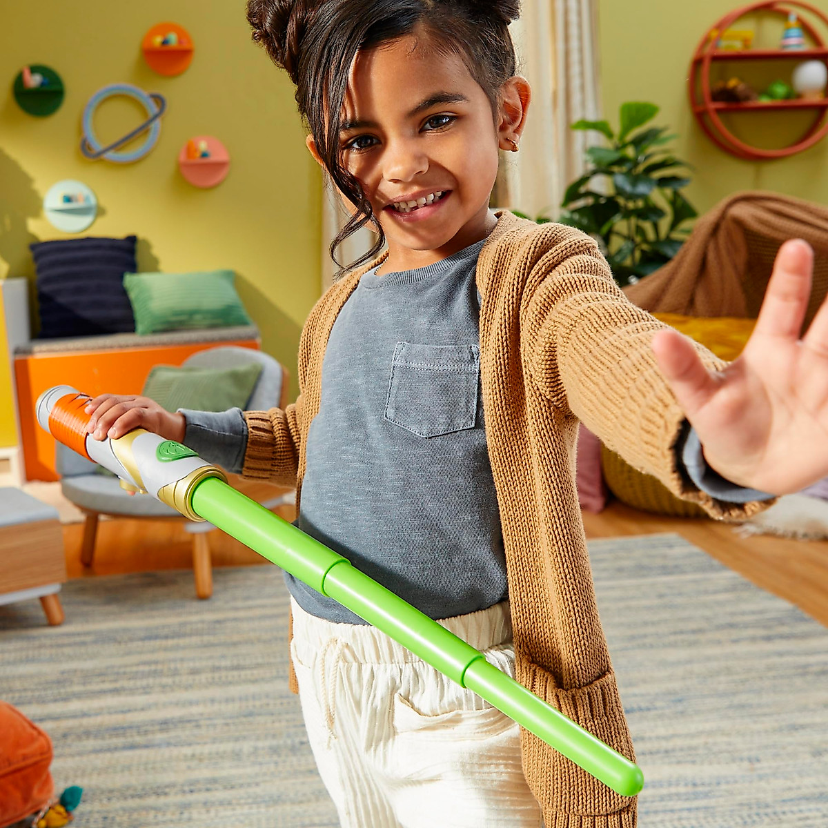Star Wars: Young Jedi Adventures Kai Brightstar Green Extendable Lightsaber, Toys, Preschool Toys for 3 Year Old Boys & Girls