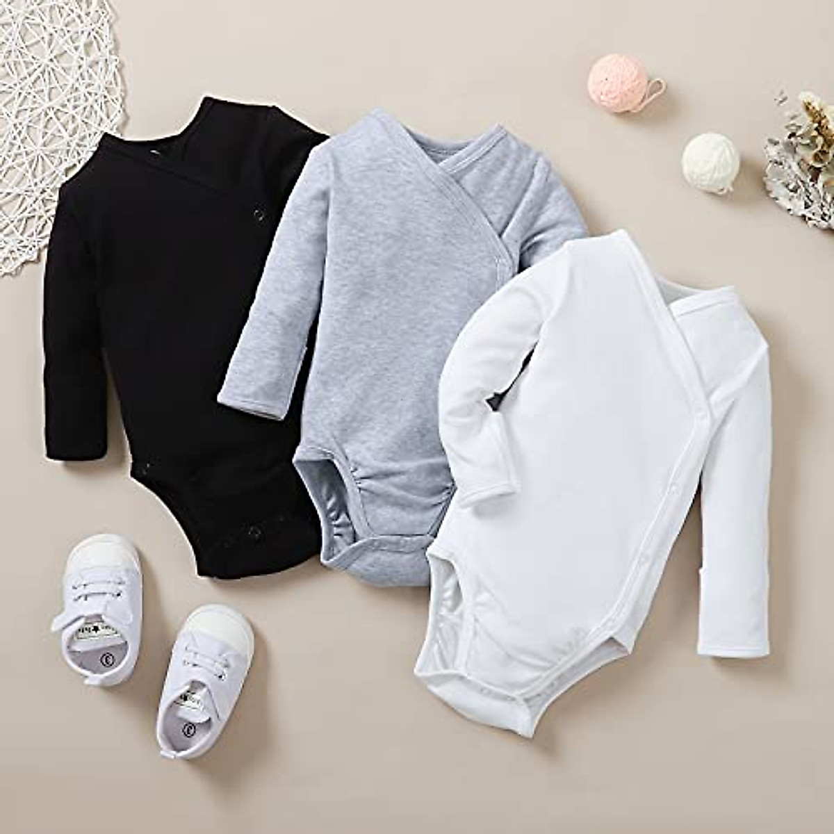 DEFAHN Baby Side Snap Kimono Bodysuit Long Sleeve with Mitten Cuffs 100% Cotton 3-Pack Unisex Onsies for Newborn Boy Girl (3Pc BK-WH-GY, Newborn)