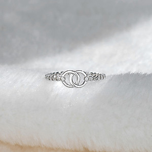 IPEPPY 925 Sterling Silver Band Ring For Women Infinity Circular Interlocked Ring Zircon Link Finger Ring Eternity Promise Ring For Couple Wedding Statement Ring Jewelry Gifts for Her