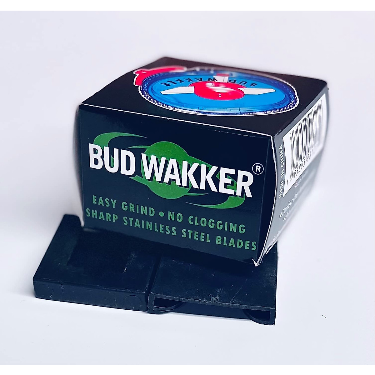 Bud Wakker Herb Grinder. Manually operated Herb and spice grinder with unique pull-cord design for fast easy grinding with no clogging. Grind herbs, soft spices, garnishes, medical herbs. (Green).