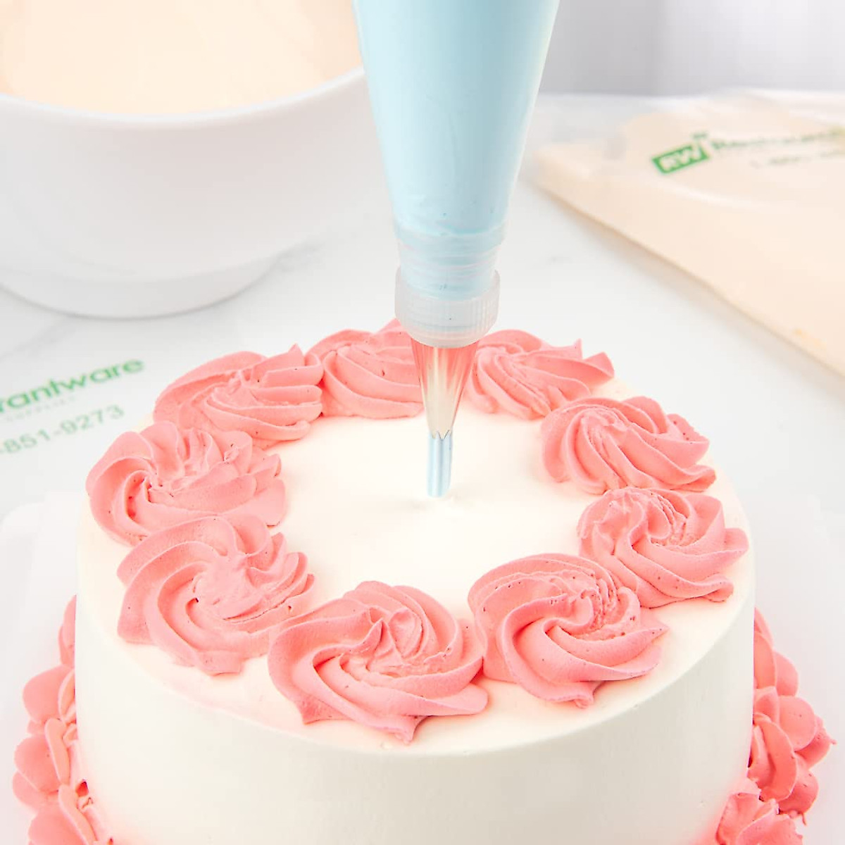 Restaurantware Pastry Tek Piping Tip 1 Open Star Decorating Tip - #18 Dent-Resistant Stainless Steel Icing Tip Dishwasher-Safe Decorate Cupcakes Cakes or Cookies