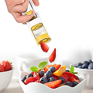 HERLLY Grape Slicer,Daily Fruit and Veggie Divider,Fruit Cutters with Stainless Steel Blades,Grape Cutter for Baby Supplement (Green)