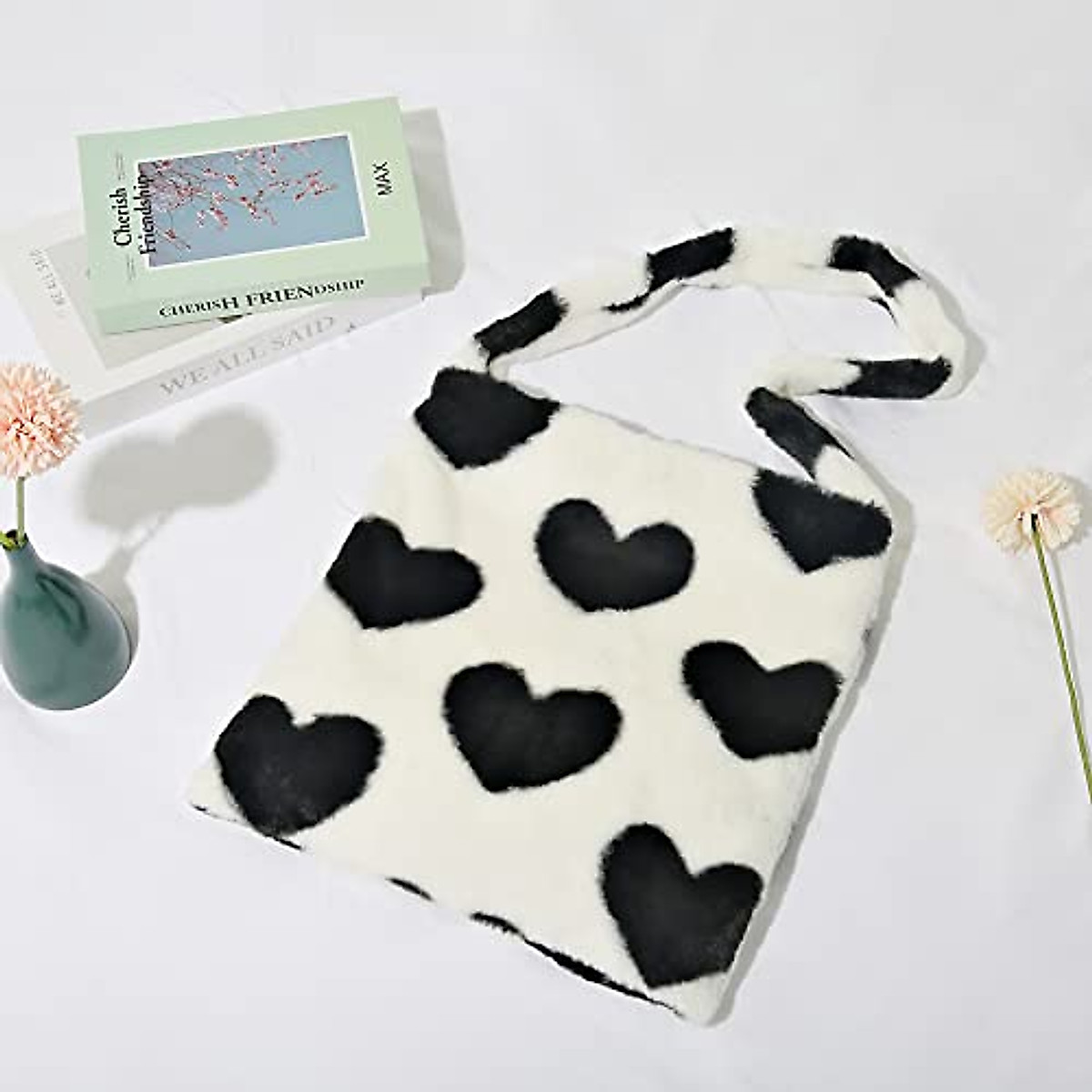 YFGBCX Upgrade Large Fluffy Tote Bag with Lining and Pockets Y2K Fuzzy Purse with Zipper Plush Shoulder Bag Fluffy Faux Fur Daisy Bag Flower Purse for Teen, Girls, Women