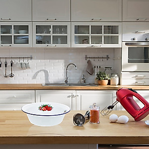 Yardwe Vintage Enamel Bowl Rustic Enamelware Basin Multi- Food Serving Bowl Blue Rim 7.9 Inch (Strawberry Pattern)