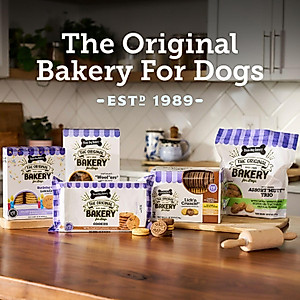 Three Dog Bakery Holiday Lick'n Crunch, Carob Cookie w/Red Crème, Vanilla Flavored Filling, Premium Treats for Dogs, 13 Ounces Each