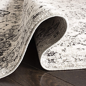 SAFAVIEH Madison Collection Runner Rug - 2'3" x 12', Silver & Grey, Boho Chic Distressed Design, Non-Shedding & Easy Care, Ideal for High Traffic Areas in Living Room, Bedroom (MAD611G)