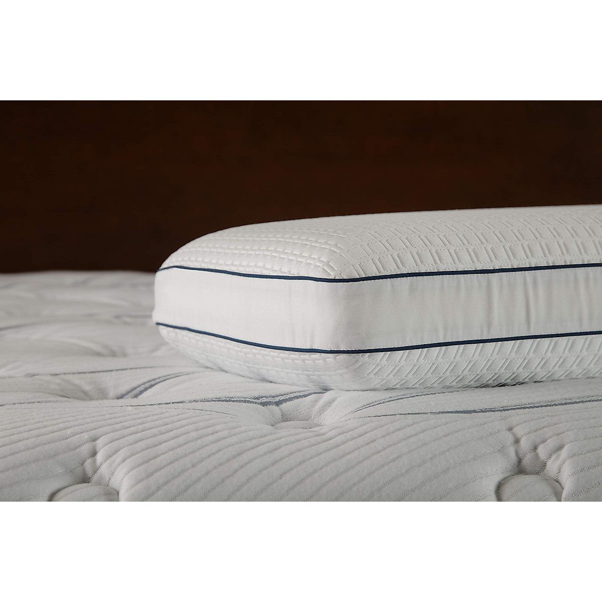 Serta Perfect Sleeper Copper Infused Memory Foam Pillow, Oversized Traditional, 1 Count (Pack of 1),White, 25-Inch (Length) by 16-Inch (Width) by 5.50-Inch (Height)