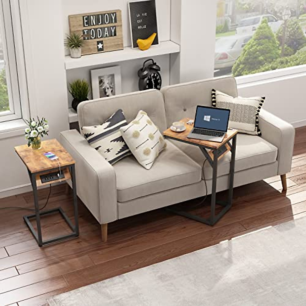 NONGSHIM Side Table, Slim C Shaped End Table with Charging Station, Small Snack Table for Living Room, Bedroom, Sofa Table with USB Ports and Outlets for Small Spaces, Rustic Brown