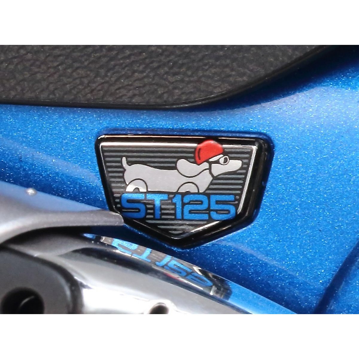 Tamiya 14142 1:12 Honda DAX 125 Edition - Faithful Replica, Plastic Kit, Crafts, Model Kit, Assembly, Motorcycle Kit