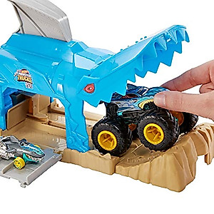 Hot Wheels Monster Truck Pit & Launch Playsets with a 1 Monster Truck & 1 1:64 Scale Car, Great Gift for Kids Ages 4 Years & Older