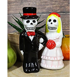 Ebros Gift Day Of The Dead Skeleton Couple Wedding Bride With Flowers And Groom Salt And Pepper Shakers Set Ceramic Magnetic Skulls Skeletons Kitchen Dining Bar Countertop Accessory Figurines