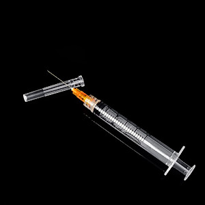 Gesanghua 100 Pack 2.5ml with 25 Gauge 1 Inch Luer Lock syring, Individually Wrapped