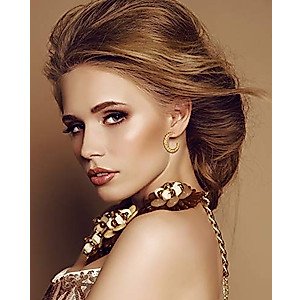 6 Pairs Small Gold Hoop Earrings for Women Pack - Small Hoop Earrings Set - Womens Earrings -Gold Earrings for Women - Thick Gold Earring Set-Chunky Hoops - Wide Hoop Earrings for Teen Girls