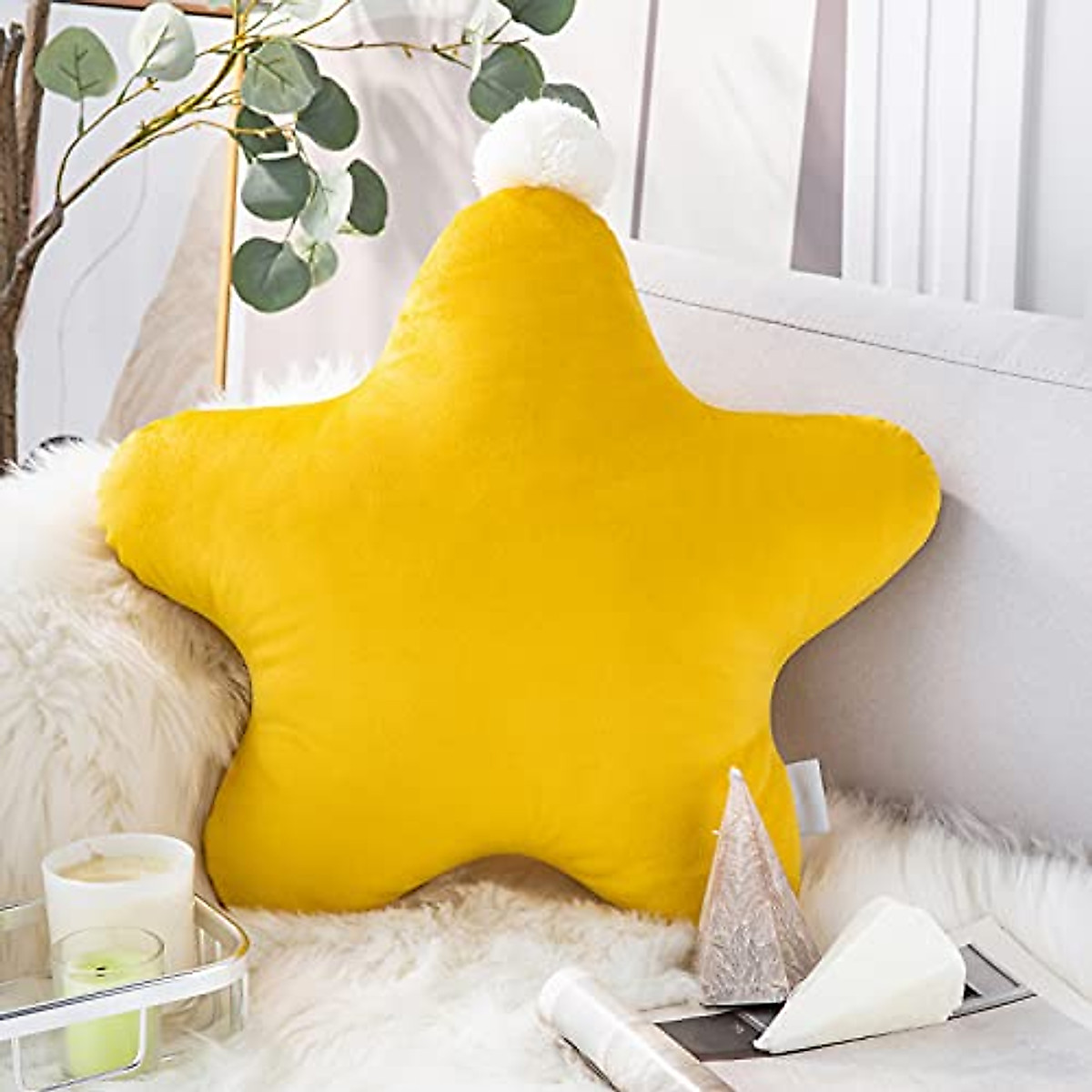 Ashler 3D Star Throw Pillows,Yellow Stars Pillows for Kids,Star Shaped Ultra Soft Velvet 18 X 18 Inches Throw Pillow, for Bedroom Room Home Decoration