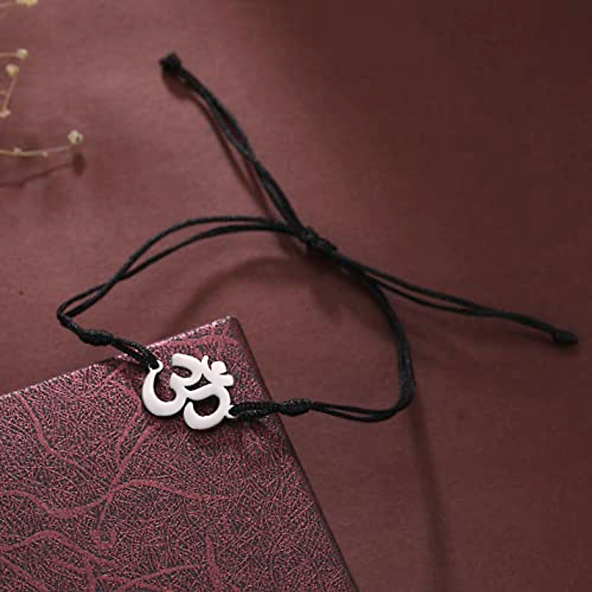 EUEAVAN Hindu OM OHM AUM Sanskrit Symbols Spiritual Bracelet luck Couple Charm Jade Thread Bangle Yoga Amulet Anklets Jewelry Accessories (black)