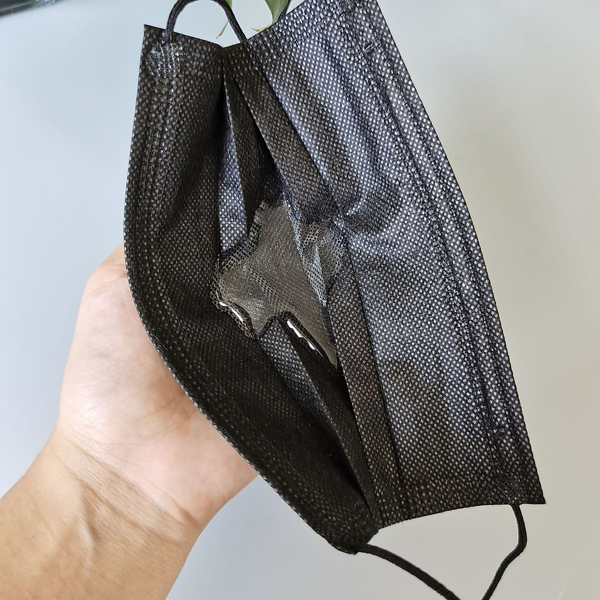 Curora 50 Pcs Black Face Masks 3Ply Black Disposable Face Masks Filter Protection