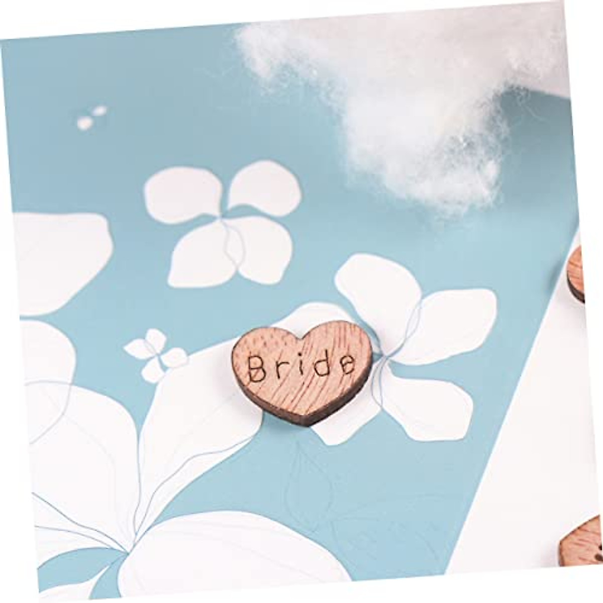 Abaodam 1000 Pcs Heart Wood Button Rustic Wedding Decor Wedding Party Supplies Heart Wood Slice Embellishments Heart Disc Heart Decor Heart Shape Patch Button Wooden Heart-Shaped Confetti