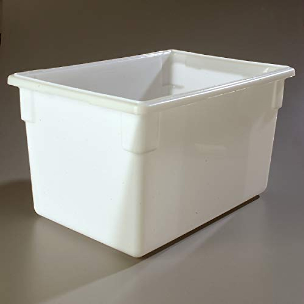 Carlisle FoodService Products Storplus Food Storage Container with Stackable Design for Catering, Buffets, Restaurants, Polyethylene (Pe), 21.5 Gallon, White, 21.5 Gallon, 26" x 18" x 15"