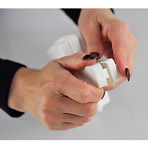 HOME-X Microwavable Classic Square Belgian Waffle Maker