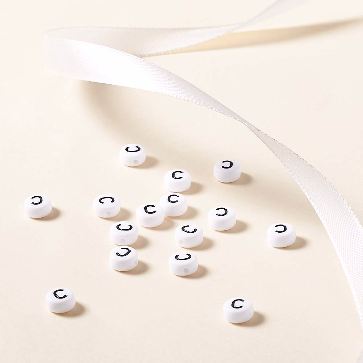 Pandahall 100Pcs Letter Beads 7x4mm White Flat Round with Letter C Acrylic Beads for Jewelry Making