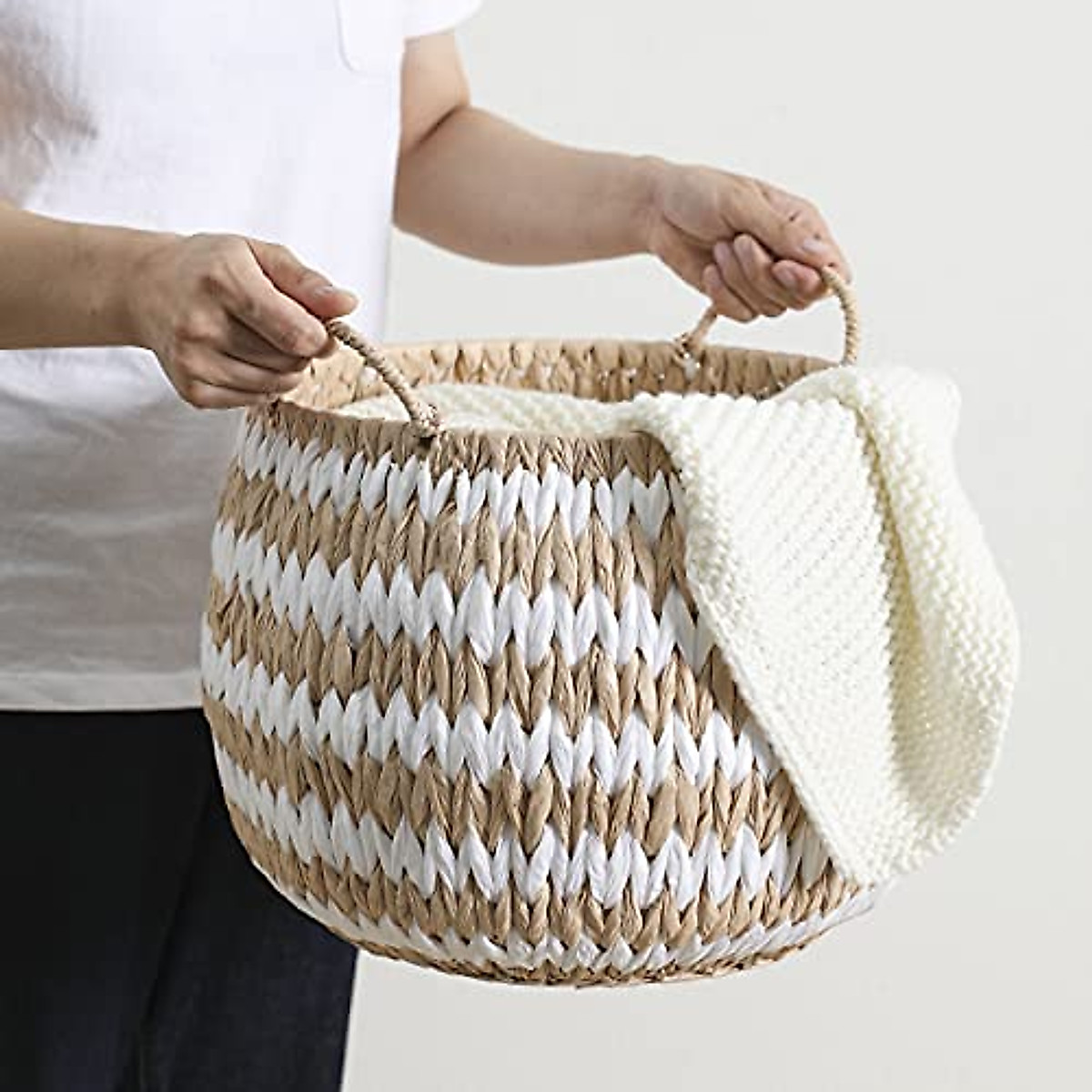 Motifeur Water Hyacinth and Paper Handwoven Basket (Assorted Set of 3, Beige and White)