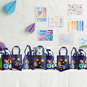 BANBALLON 20 PCS Outer Space Party Favor Bags Space Non-Woven Gift Bags Treat Gift Bags For kids Birthday Party Outer Space Theme Party Baby Shower Goodie Bags Supplies