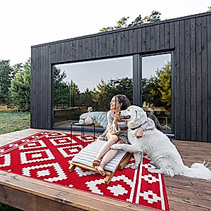 PLAYA RUG Reversible Indoor/Outdoor 100% Recycled Plastic Floor Mat/Rug - Weather, Water, Stain, Fade and UV Resistant - Milan- Red & White (8'x10')