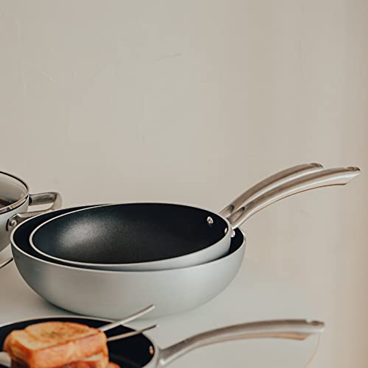 Dr.HOWS SHINE Nonstick Coating Frying Pan, Wok For Induction, Electric, Halogen and Gas Cooktops, Stainless Handle, PFOA free (Shine Wok 24cm)