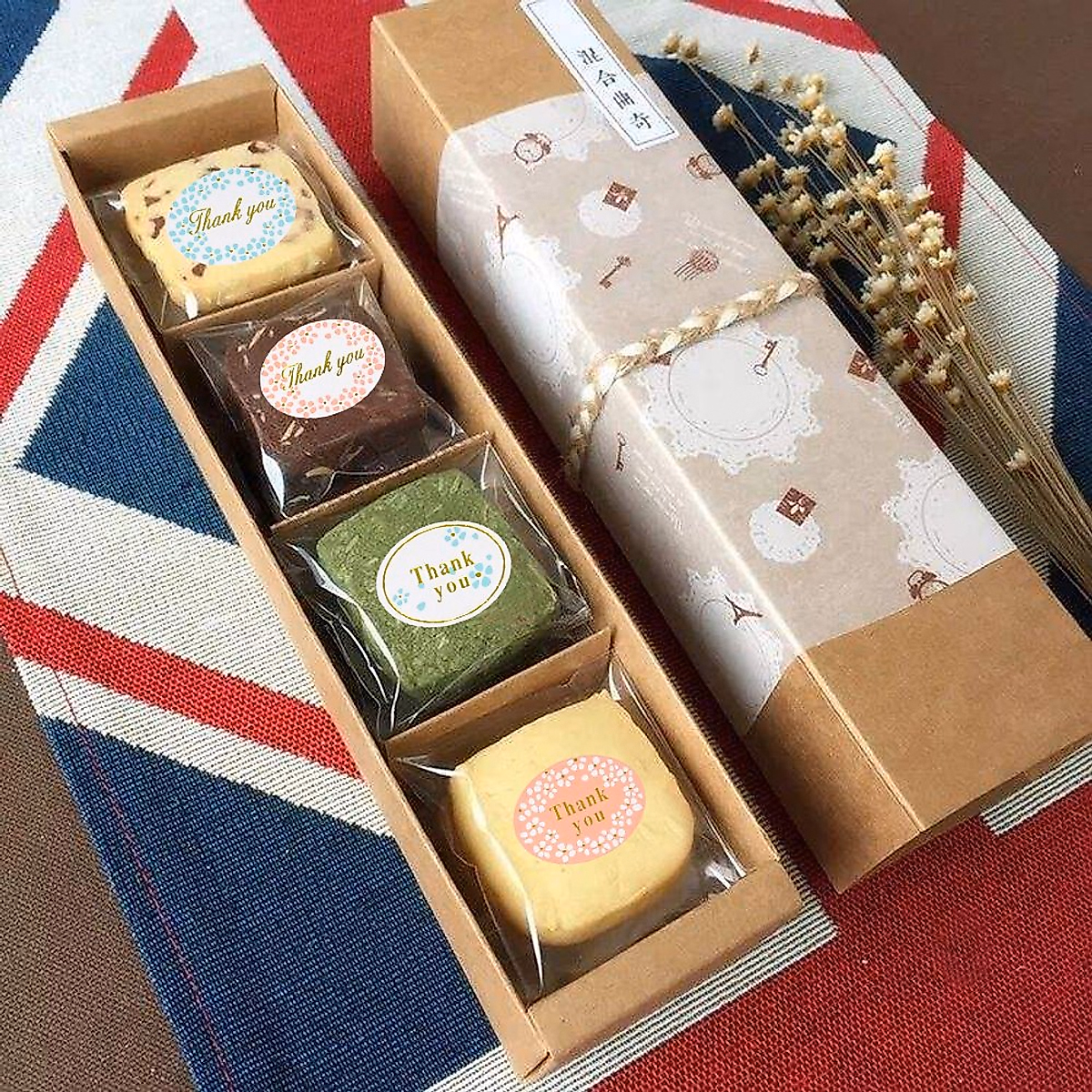 Honbay 20 Sheets 480pcs Spring Floral Sticker Labels Oval Shape Thank You Sticker Self-Adhesive Seal Sticker Decorative Sticker for Wedding, Scrapbooking, Cookies Packaging, Gift Wrap, Envelopes Seal