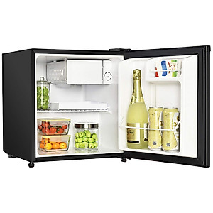 Magic Chef MCR170BE Mini Fridge, Black