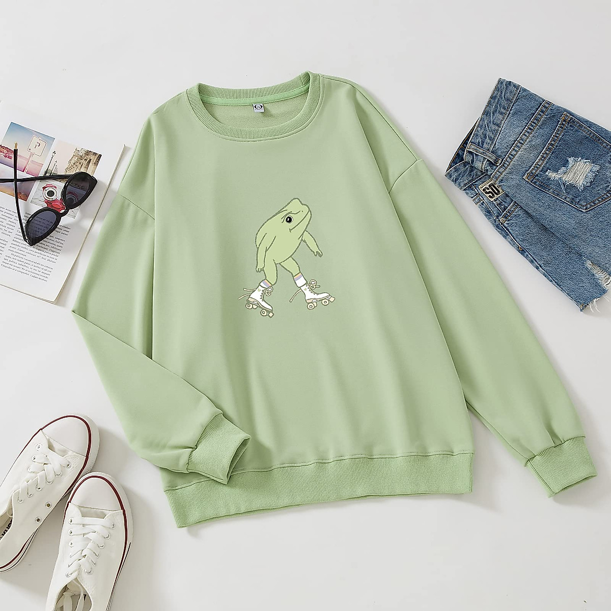 KEEVICI Cute Frog Sweatshirt for Teen Girls Kawaii Hoodie Oversized Aesthetic Animal Print Sweaters Baggy Crewneck Pullover (Light Green,M,Medium)