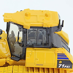 First Gear Komatsu: Komatsu D71PXi-24 Dozer with Drawbar