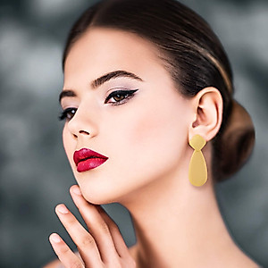 Hicarer 90 Pcs Gold Plated Earring Posts for Jewelry Making Earring Studs with Loop Hole Palm-Leaf Shaped Earring Finding Shell Heart Flower Track Ear Pad Base Posts for Women