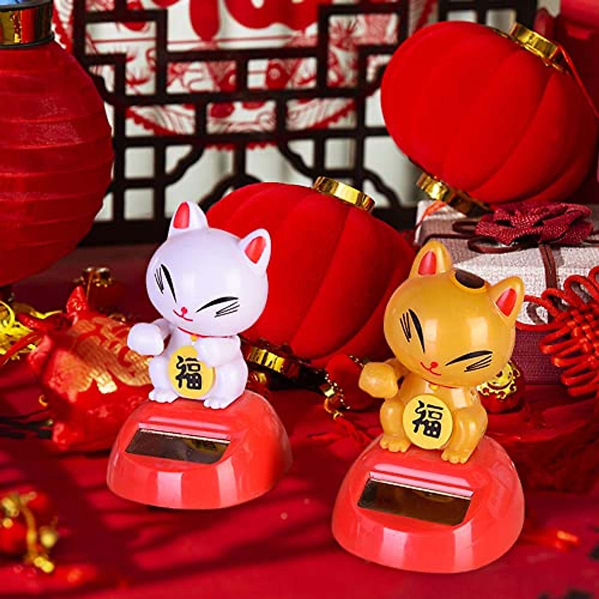 Solar Cat Bobble Shaking Head Dancing Toy Cat Figurine Statue Car Dash Board Lucky Cat Shaking Dancing Ornaments Statues for Car Home Offices Vehicle Decoration (Yellow)