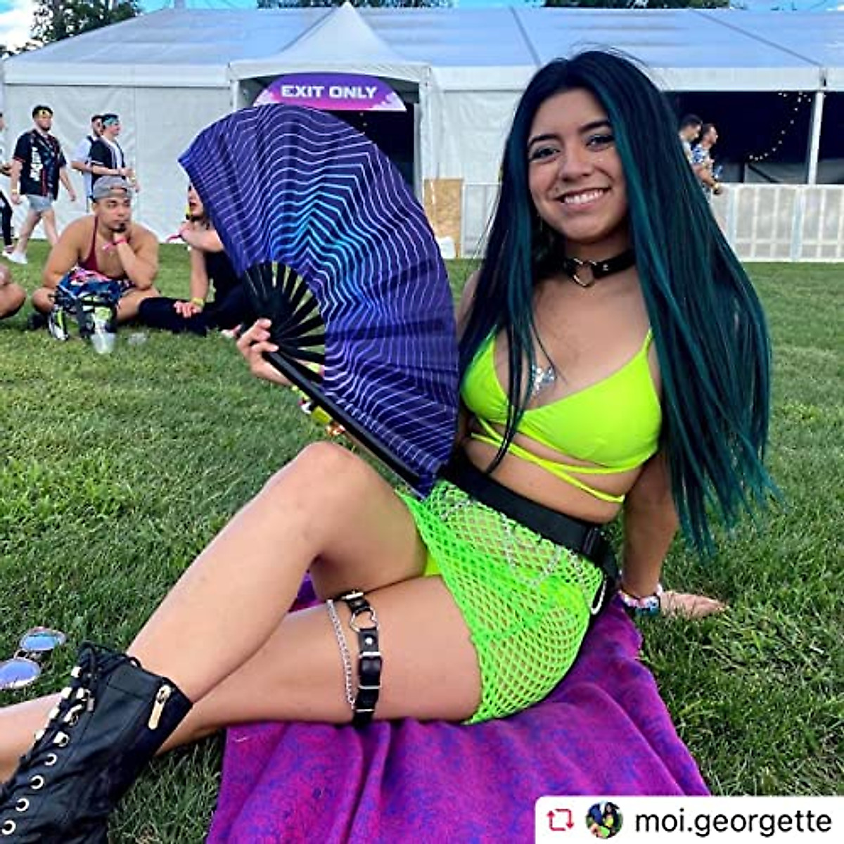 OMyTea Rave Clack Hand Fan for Men/Women - Large Chinese Japanese Bamboo Folding Handheld Fan - for EDM, Music Festival, Club, Event, Party, Dance, Performance, Decoration, Gift (Illusion Trippy)