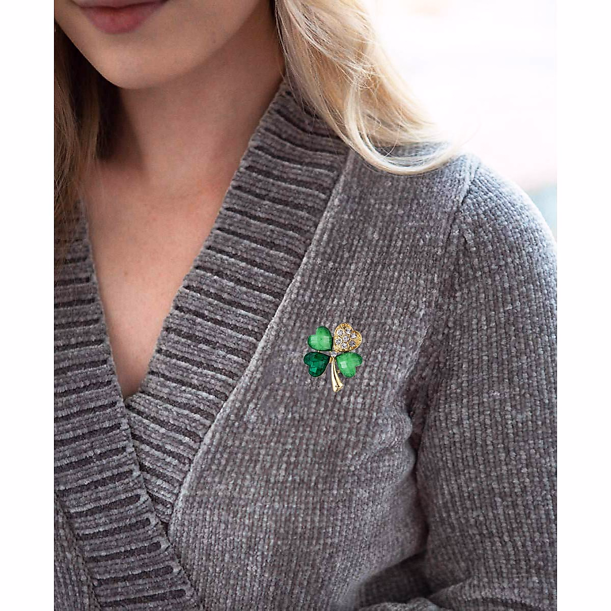 4 Pcs St. Patrick's Day Good Luck Charm Green Four Leaf Shamrock Clover Pin Brooch