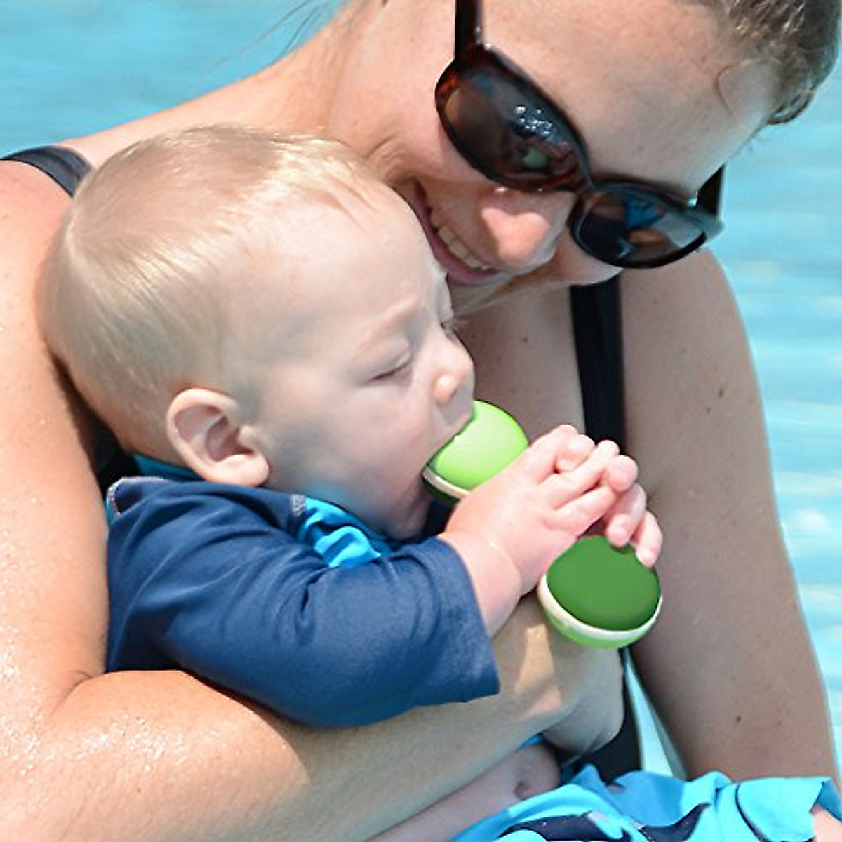 green sprouts Sprout Ware Dumbbell Rattle Made from Plants, Green, 3 Months+