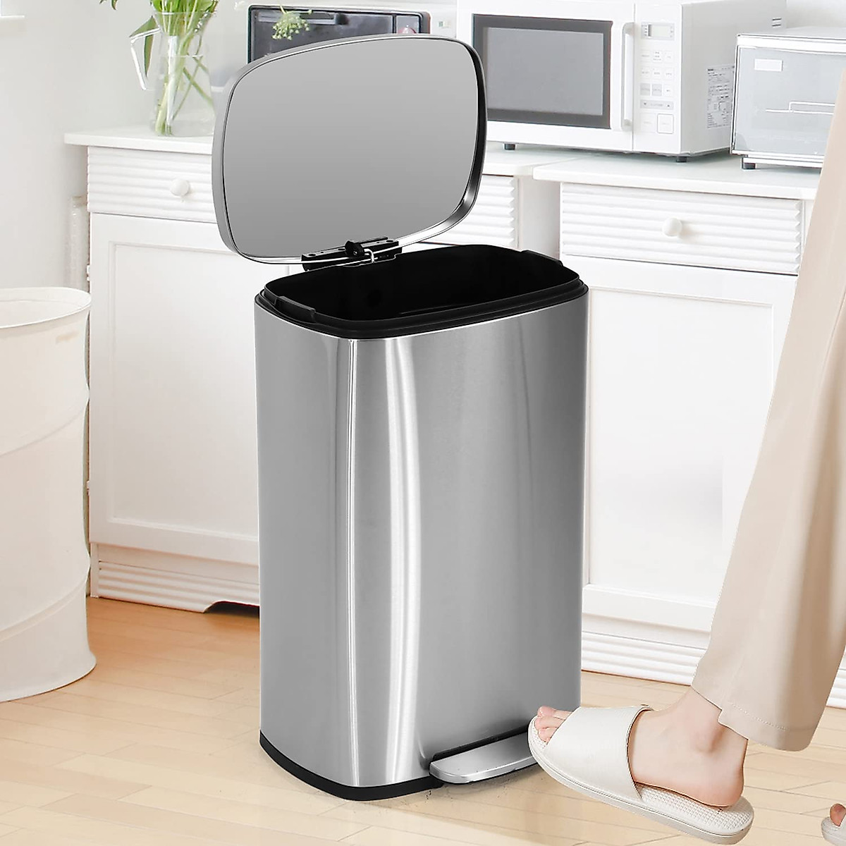 BLKMTY Trash Can 13 Gallon Trash Can Kitchen Trash Cans with Lid Stainless Steel Trash Bin Step Garbage Bin with Inner Bucket Pedal Rubbish Bin for Office Step-Open Steel Garbage Can, Silver