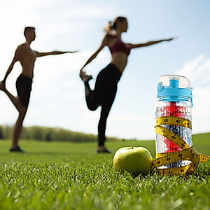 Zulay 34 oz Large, Leakproof Fruit Infuser Water Bottle with Anti-Slip Grip - Men and Women's Ideal Fitness Gift Or For Gym, Camping, and Travel - Lake Blue