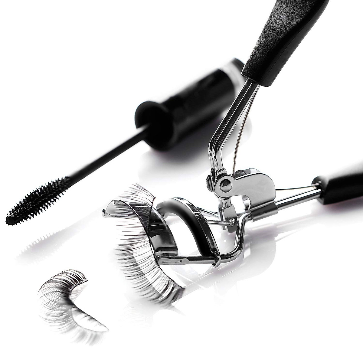 Zhehao Eyelash Curler Refill Eyelash Curler Pad Silicone Rubber Curler Replacement Refill Pad for Universal Lash Curler with Clear Storage Box