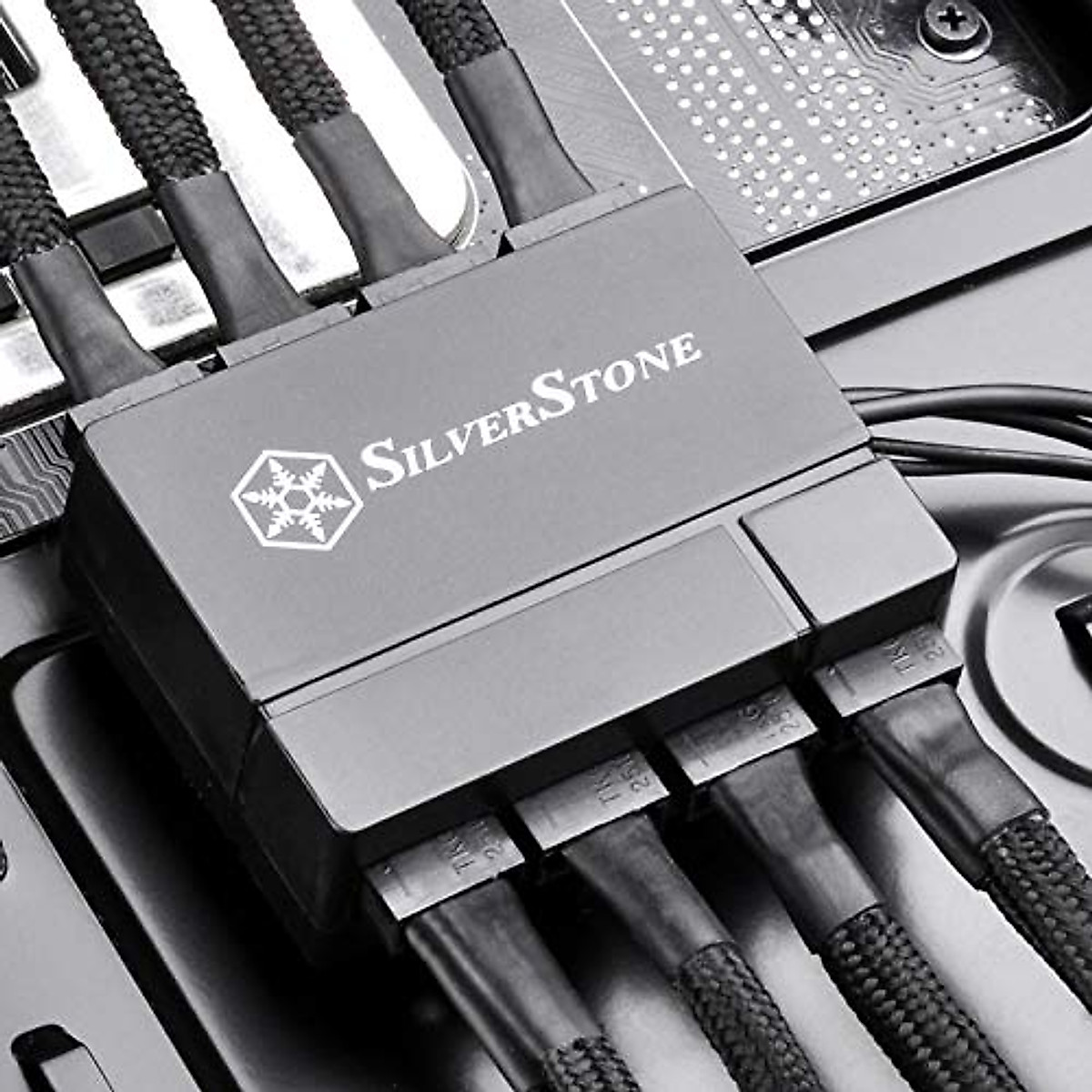 SilverStone Technology Silverstone 8-Port PWM Fan Hub/Splitter for 4-Pin & 3-Pin Fans* in Black SST-CPF04-USA (Newest Version)