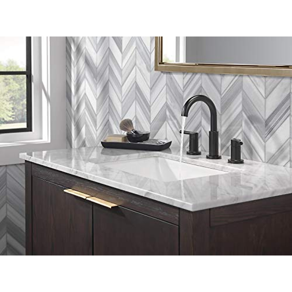 Delta Faucet Nicoli Widespread Bathroom Faucet 3 Hole, Matte Black Bathroom Faucet, Bathroom Sink Faucet, Drain Assembly, Matte Black 35749LF-BL