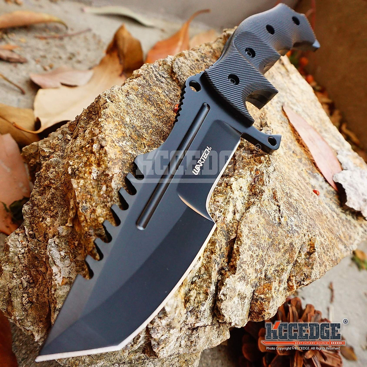 Tactical Knife Survival Knife Hunting Knife Full Tang Fixed Blade Knife Razor Sharp Edge Camping Accessories Camping Gear Survival Kit Survival Gear Tactical Gear 54962 (Black)