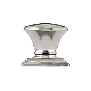 Richelieu Hardware BP46702195 Vaudreuil Collection 1 1/4-inch (32 mm) x 1 1/4-inch (32 mm) Brushed Nickel Traditional Cabinet and Drawer Knob for Kitchen, Bathroom, and Furniture