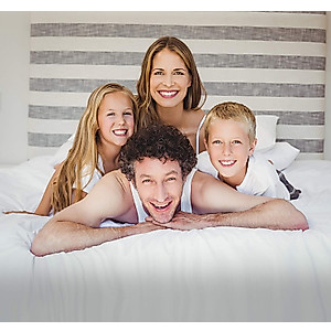 Valencia Beddings Oversize King 3 Piece Duvet Cover Set - Premium 600 Ultra-Soft Natural Cotton Wrinkle Resistant - Zipper Closure, Oversize King 98'' x 120'' Size White Stripe