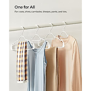 SONGMICS Plastic Hangers, 30 Pack Lightweight Space-Saving Hangers, Hangs up to 8 lb, Heavy-Duty Clothes Hangers for Coats, Pants, Dresses, White UCRP007W30
