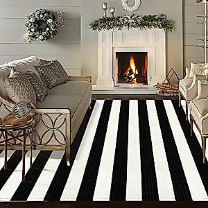 LEEVAN Outdoor Rug 5x8 Black and White Patio Decor Rug, Cotton Washable Indoor Outdoor Rug, Farmhouse Woven Porch Front Rug Reversible Foldable Rug Layered Door Mat for Porch/Front Door/Entrance