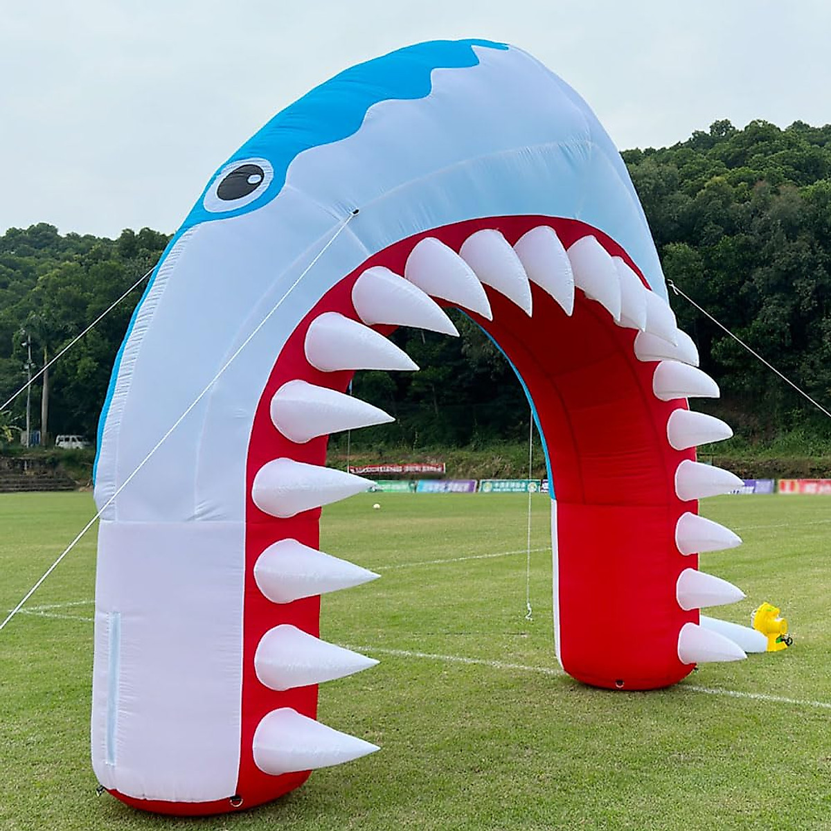 Inflatable Shark Mouth Arch Inflatable Shark Archway Entrance 13ftx13ft with Blower for Sea World Event Birthday Party Ocean Theme Decoration