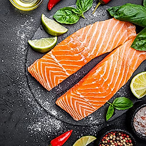 GOH DODD 12 x 12 Inch 3 Pieces Slate Cheese Boards, Round Black Stone Plates Placemats Gourmet Serving Tray Display Chalkboard for Charcuterie Meat Cake Fruit Meat Appetizers Dried Fruits Sussi