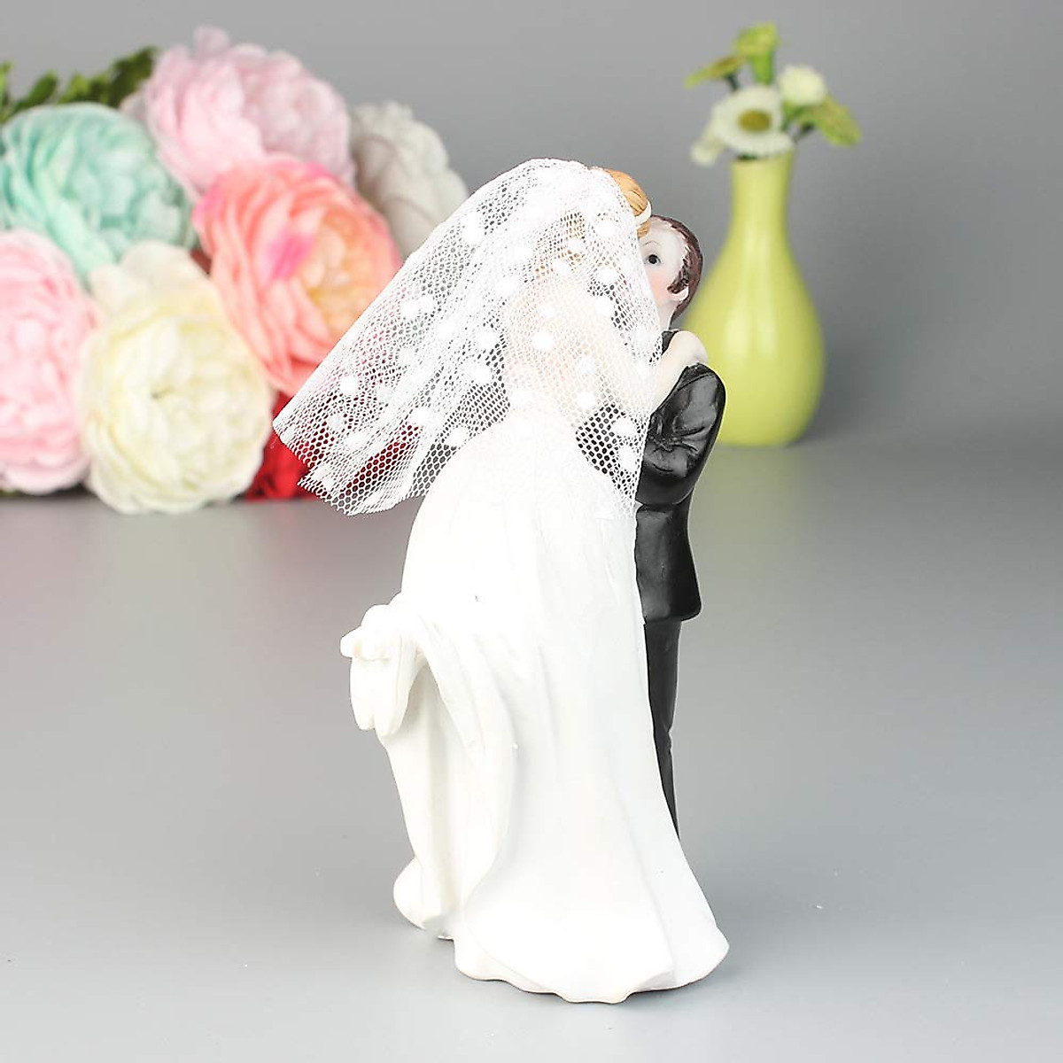 SCHOLMART Wedding Cake Toppers Bride and Groom, Wedding Party Cake Topper Figurines, Bridal Shower Decorations, Anniversary Party Cake Topper (Cheerful Bride & Groom) (With Veil)